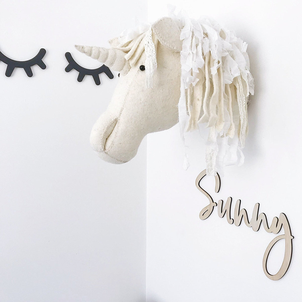 Scripted Wall Signs – Shartruese