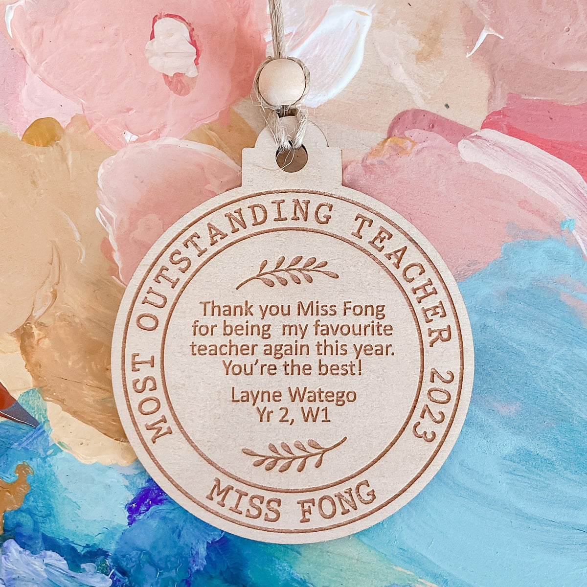 Teacher Medals for the most outstanding teacher – Shartruese